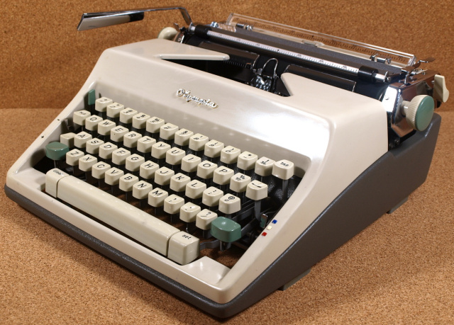 Vintage Typewriters at The Vintage Typewriter Shoppe!